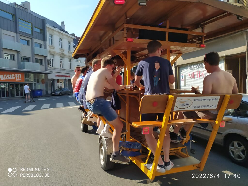 Numero Veertien – persblog.be